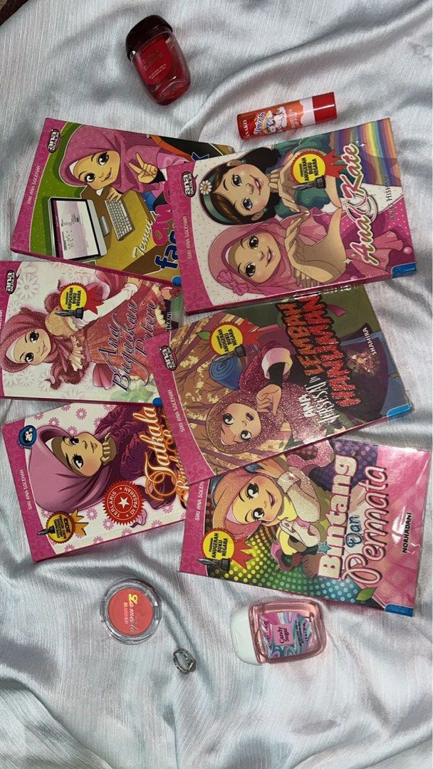 Ana muslim ( ambik semua ), Hobbies & Toys, Books & Magazines, Storybooks on Carousell