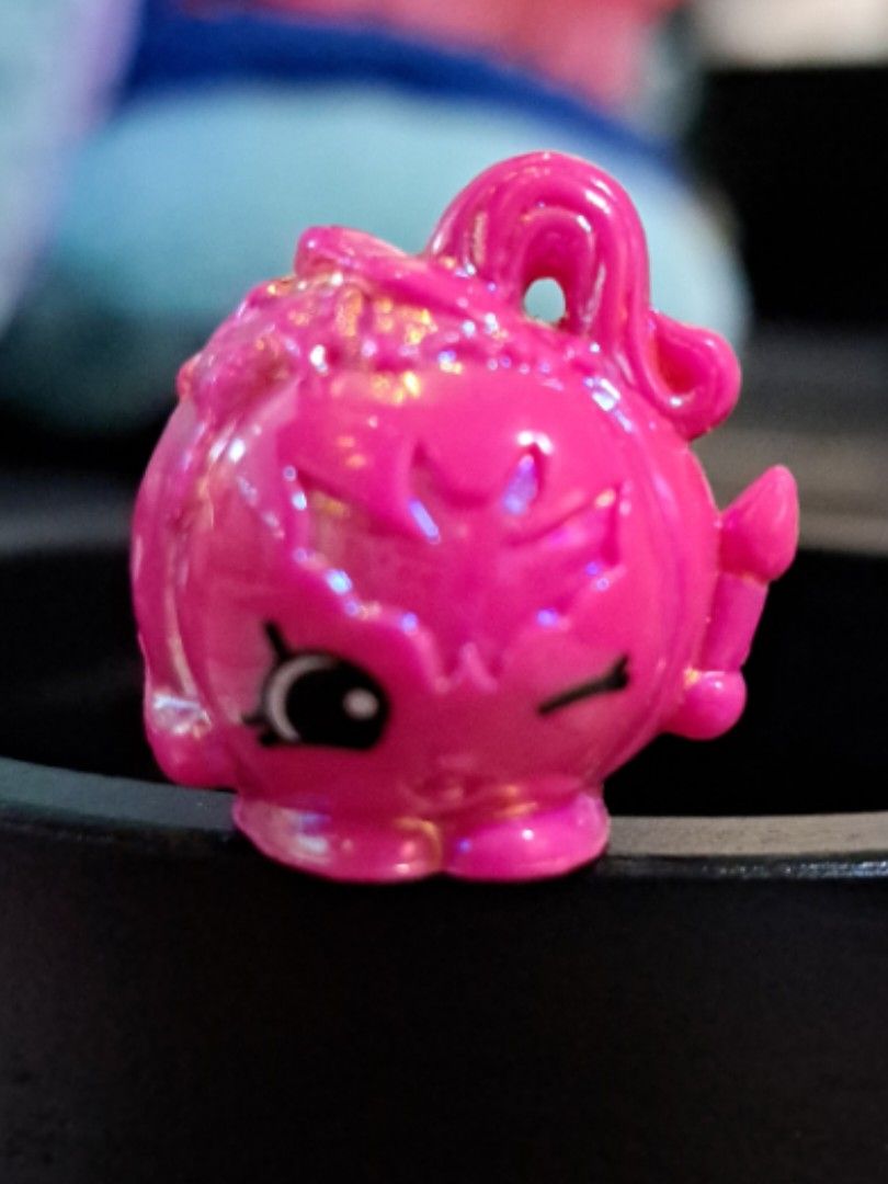 AUTHENTIC world vacation shopkin ULTRA RARE ella ween (collector's ...