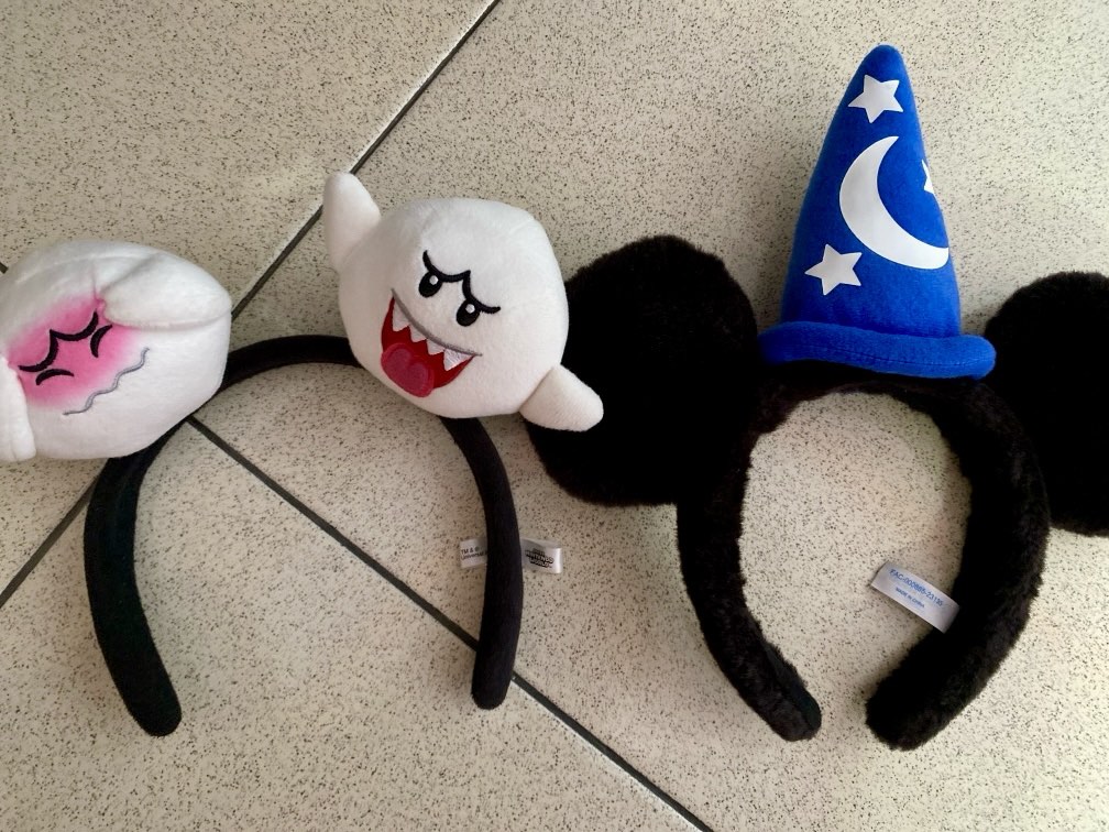 Bando disneyland dan universal studio japan, Fesyen Wanita, Aksesoris ...