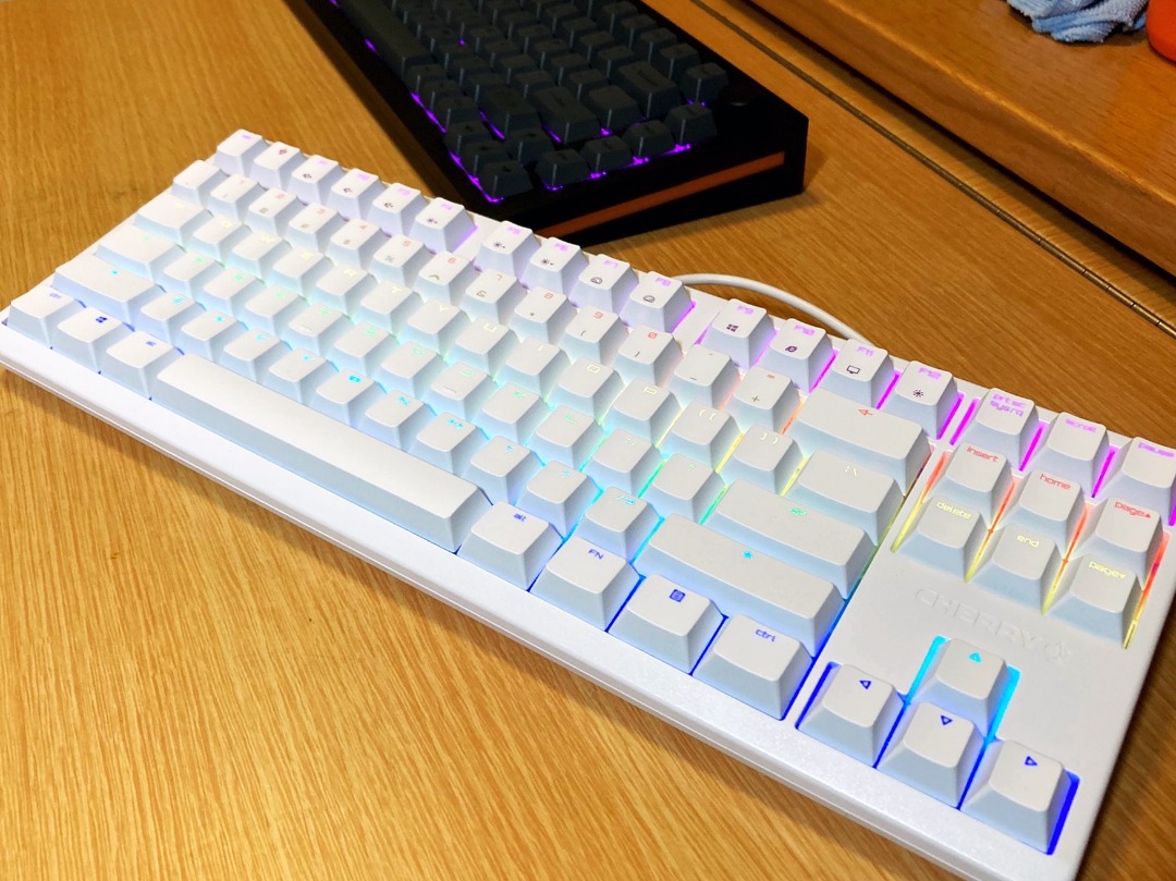 CHERRY G80-3000S TKL RGB 青軸 機械鍵盤, 電腦＆科技, 電腦周邊及配件, 電腦鍵盤及相關產品 - Carousell