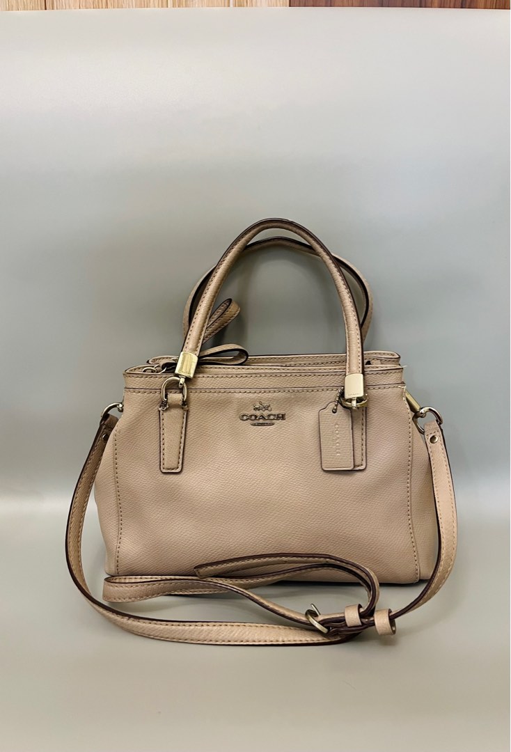 Coach Medium 2 way, Luxury, Bags & Wallets on Carousell