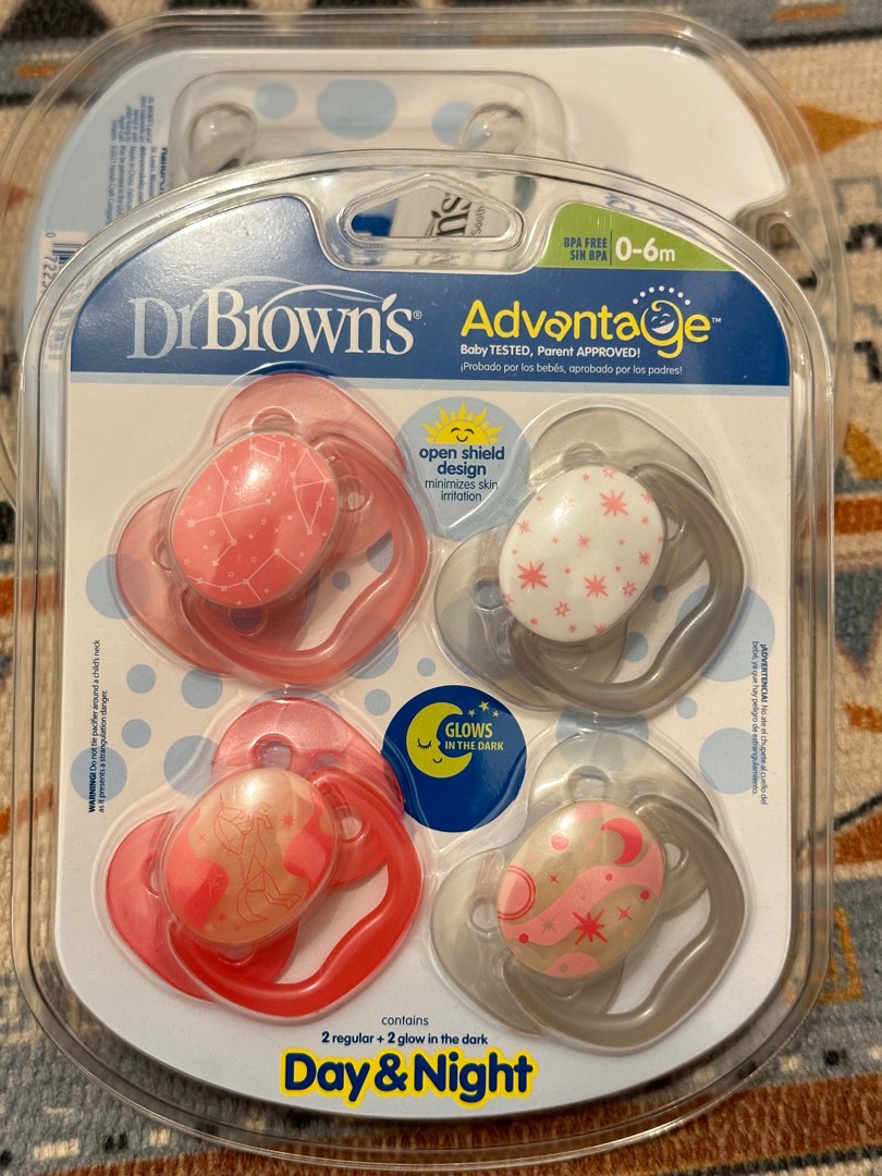 Dr. Browns Pacifer 4pk day and night 0-6mos, Babies & Kids, Nursing ...