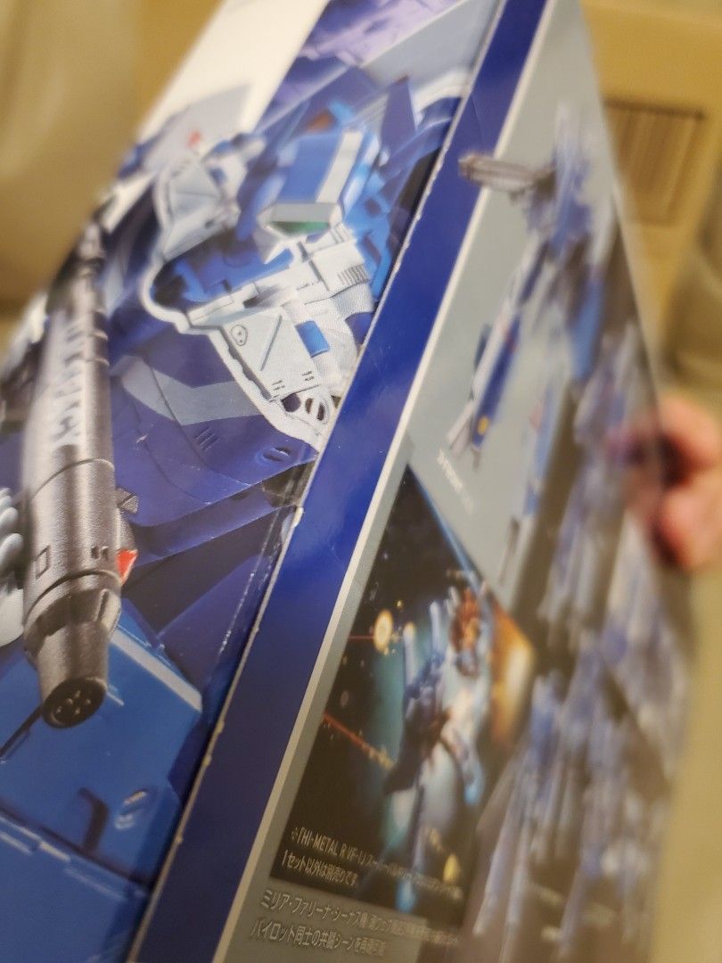 Hi Metal r Macross Vf 1J Red and Blue, 興趣及遊戲, 玩具 & 遊戲類 - Carousell