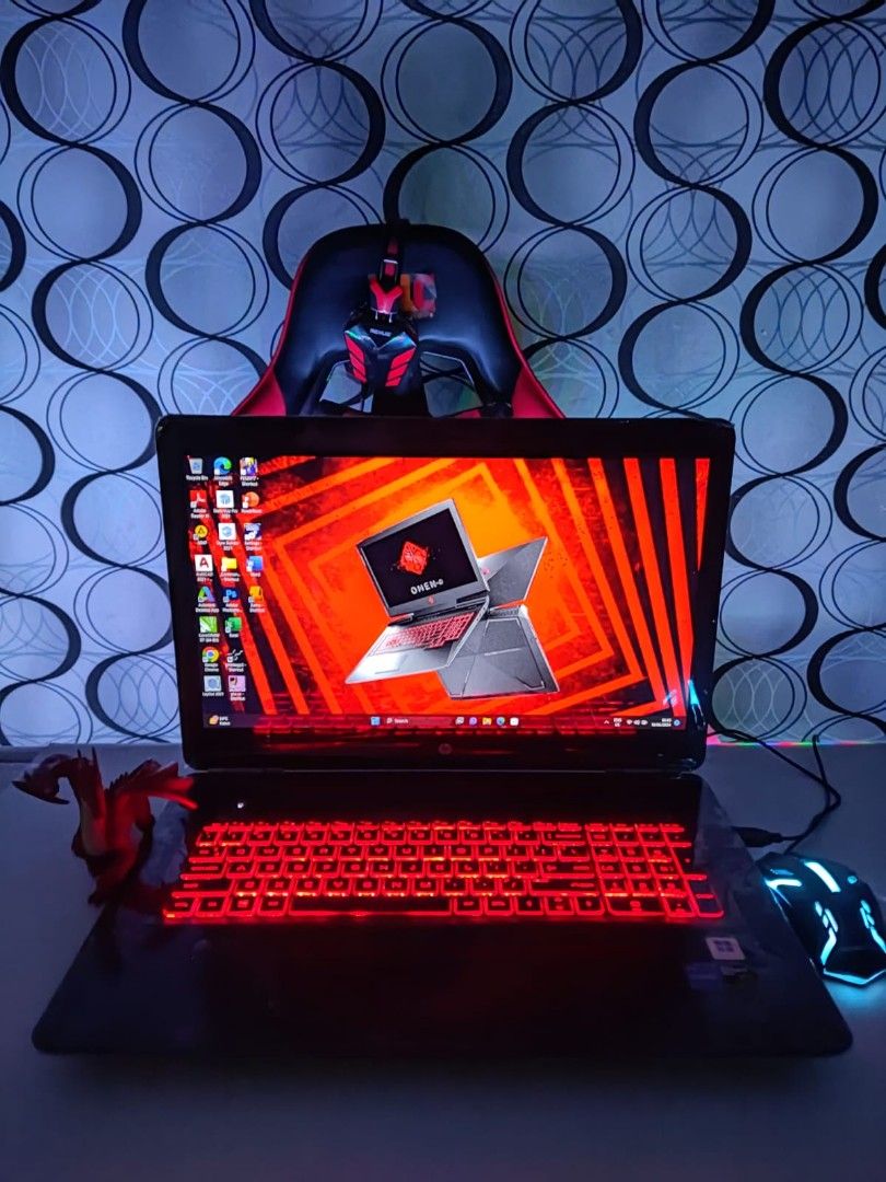 Jual Laptop HP OMEN 15 F55 Layar 17,3 inch Full HD [RAM 16GB/SSD+HDD ...