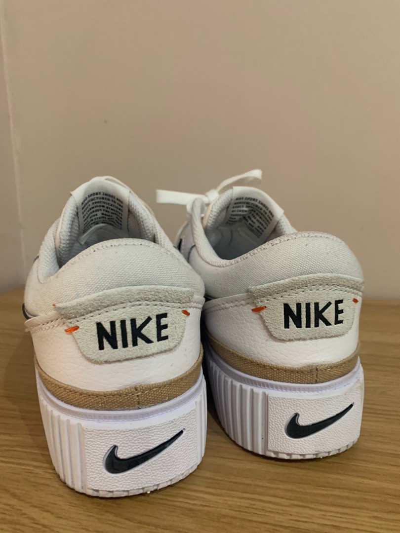 Nike women shoes US8, Fesyen Wanita, Sepatu di Carousell