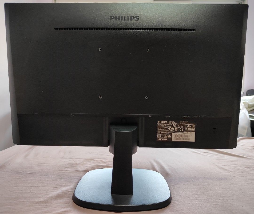 Philips Full HD LCD Monitor 23.8" Inch with Speaker 243V7QJAB/69 ...