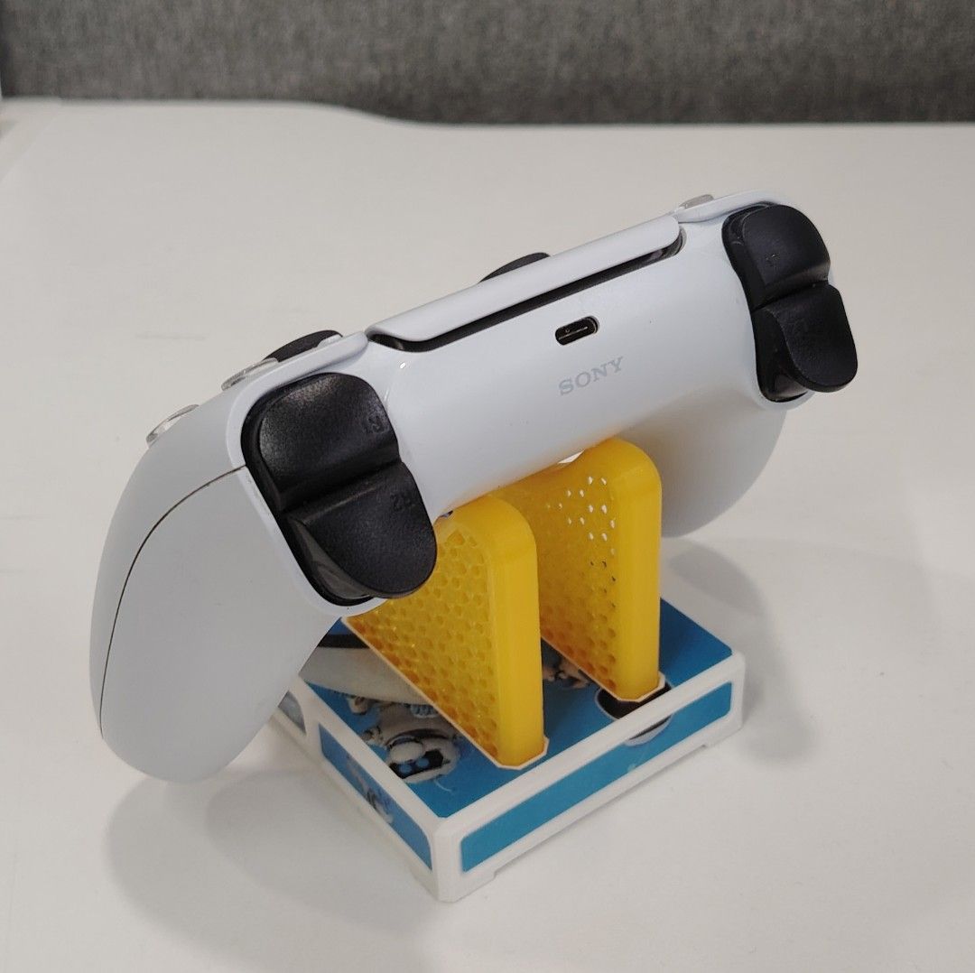 PS5 Controller Holder Stand, Video Gaming, Gaming Accessories, Cases ...