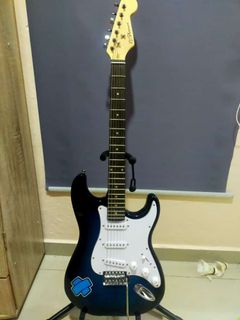 Electric Guitar Stratocaster RC Stromm, Hobbies & Toys, Music & Media ...