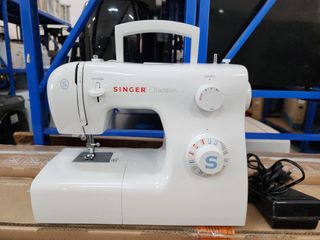 Singer Sewing Machine model 15K, Hobbies & Toys, Memorabilia ...