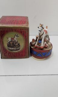 vintage sankyo Walt Disney wooden music box, Hobbies & Toys ...