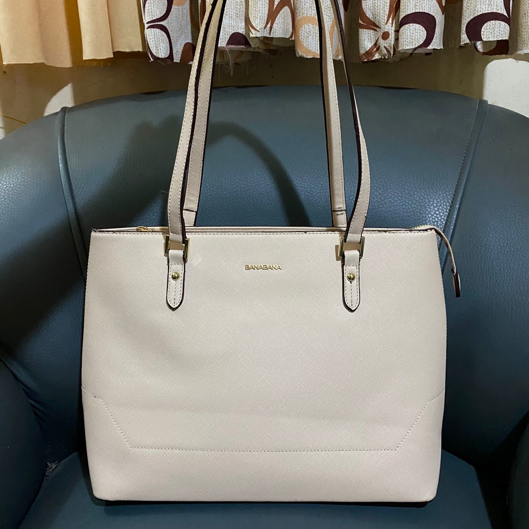 Authentic BanaBana Tote Bag, Women's Fashion, Bags & Wallets, Tote Bags ...