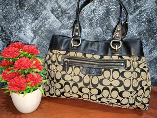 Authentic Vintage Coach Leather Bagpack, Women's Fashion, Bags ...