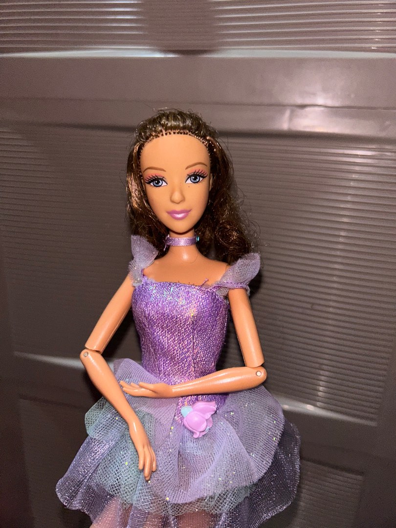 Barbie 12 Dancing Princess - Princess Isla, Hobbies & Toys, Toys ...