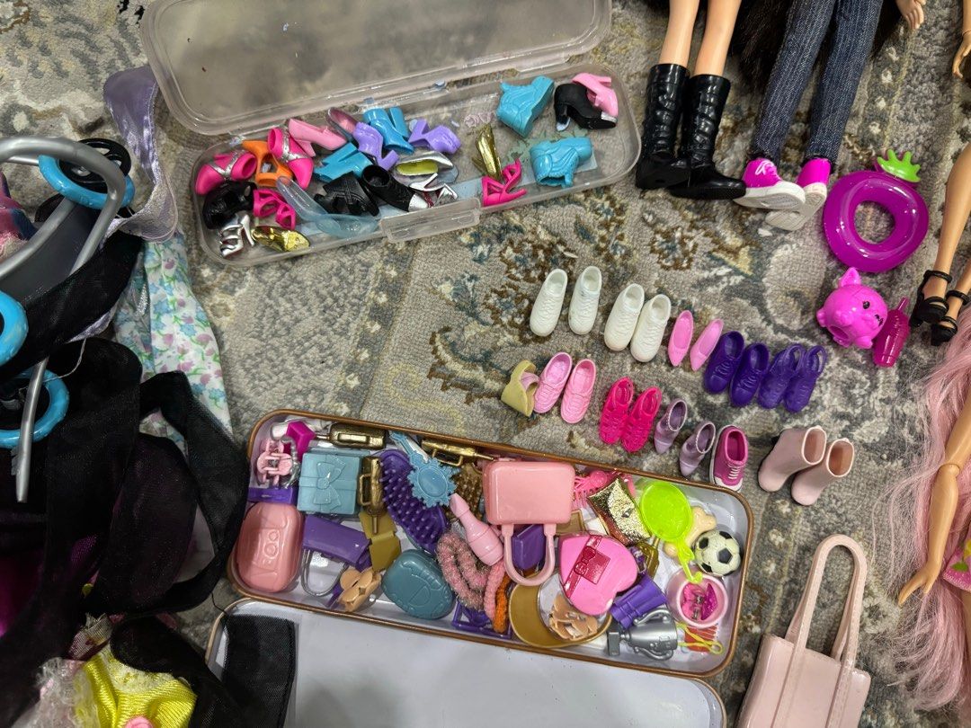 BARBIE DOLLS LOT/BUNDLE (12 DOLLS), Hobbies & Toys, Toys & Games on ...