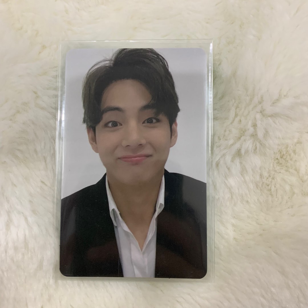 BTS V TAEHYUNG BREAD CHEEKS RARE PHOTOCARD MEMORIES OF 2020, Hobbies ...