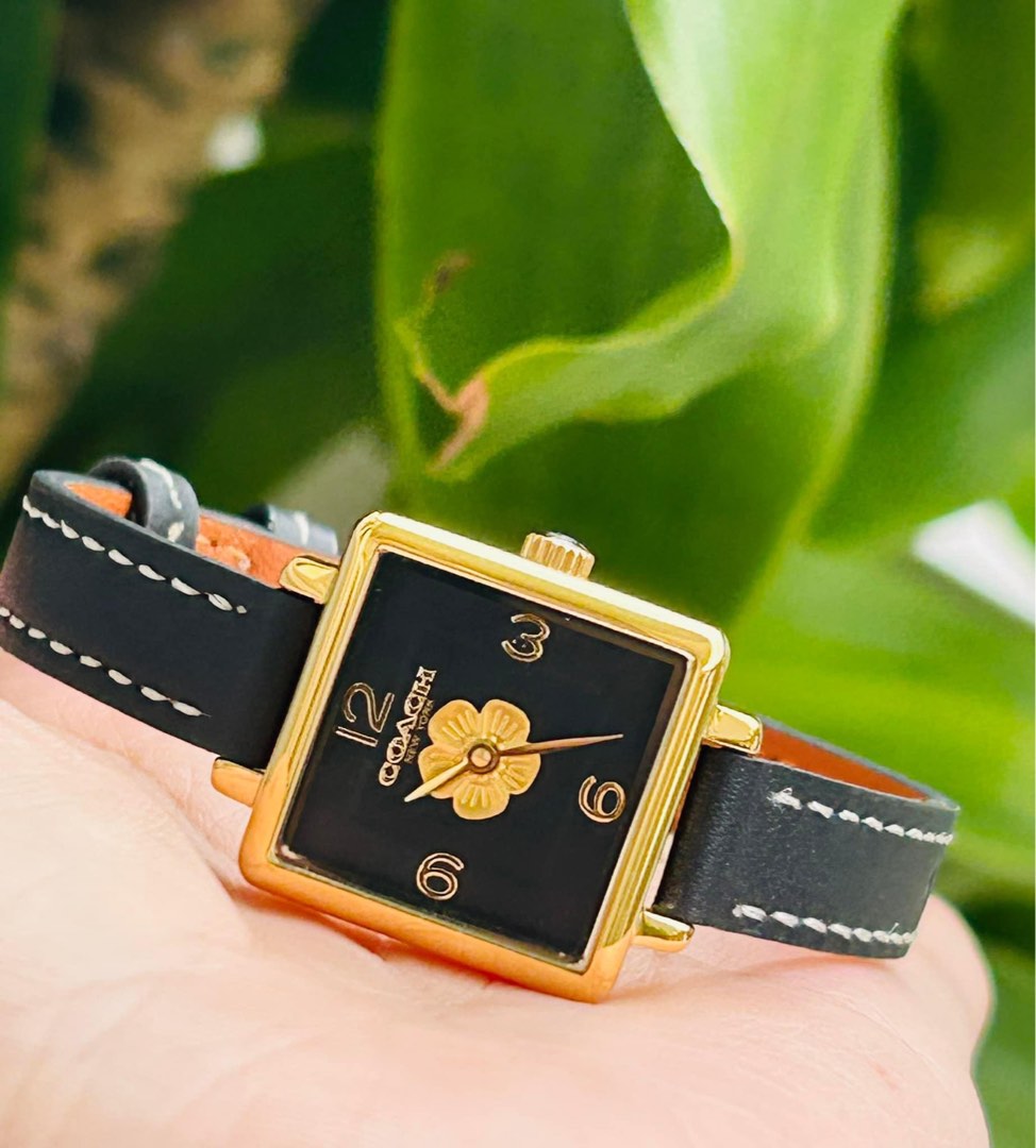 COACH DRESS WATCH Ladies Fit up to large (18cm) 22 mm case diameter ...