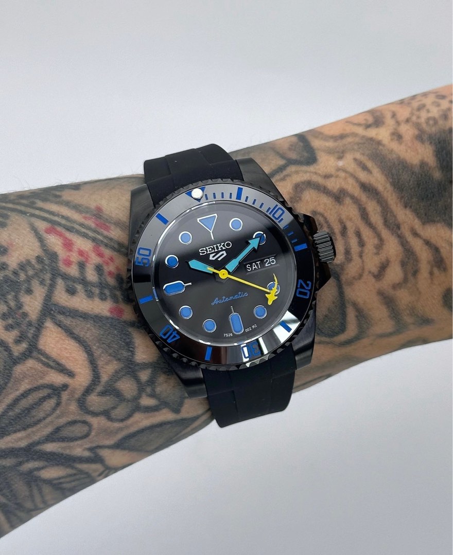 Custom Seiko Mod 40mm Blue Black Day-Date Submariner w/ Yellow Shark ...