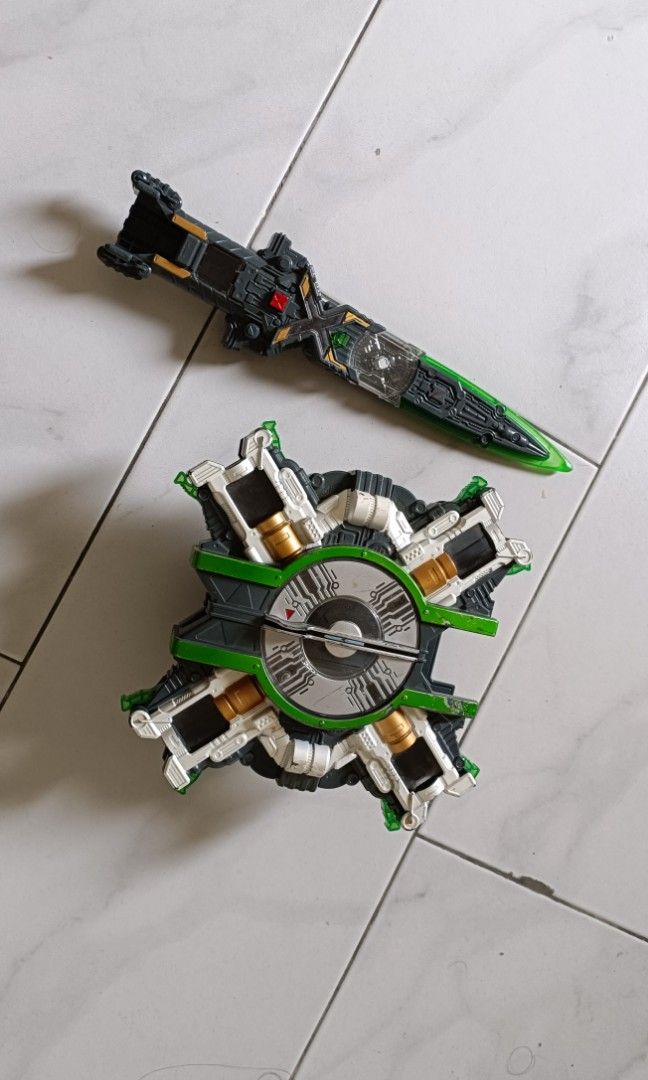 DX Kamen Rider W Xtreme Weapon, Hobbies & Toys, Toys & Games on Carousell