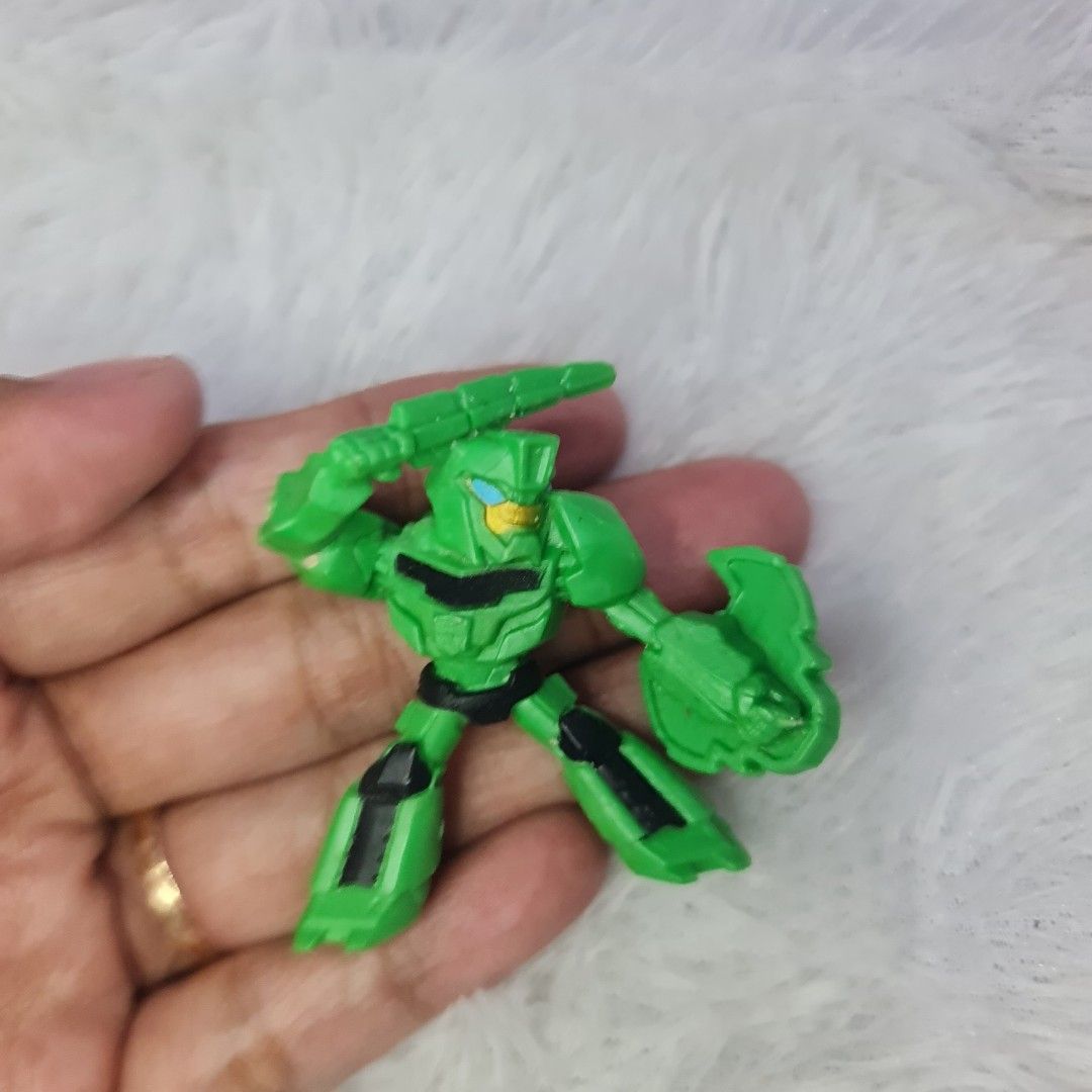 Figure Transformer Tiny Titan, Toys & Collectibles, Mainan di Carousell