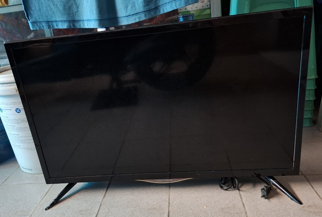 TV Bekas Polytron - PLD 32V7510/S - 32" Inch, Elektronik, TV ...