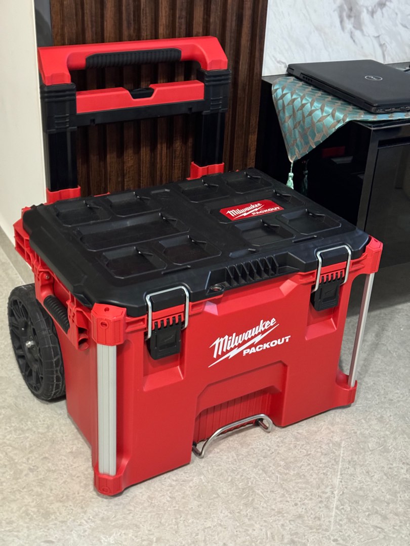Milwaukee pack out rolling tool box, Furniture & Home Living, Home ...