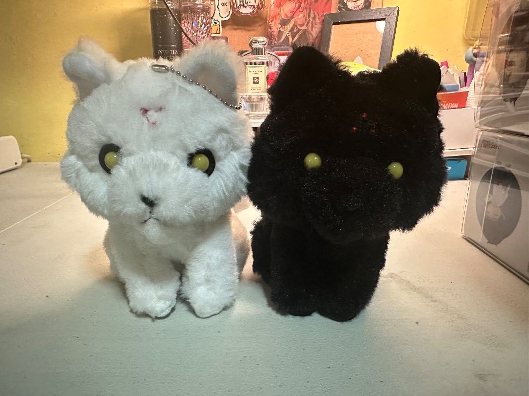 RARE | MINT Divine Dogs Plush Set - Jujutsu Kaisen, Hobbies & Toys ...