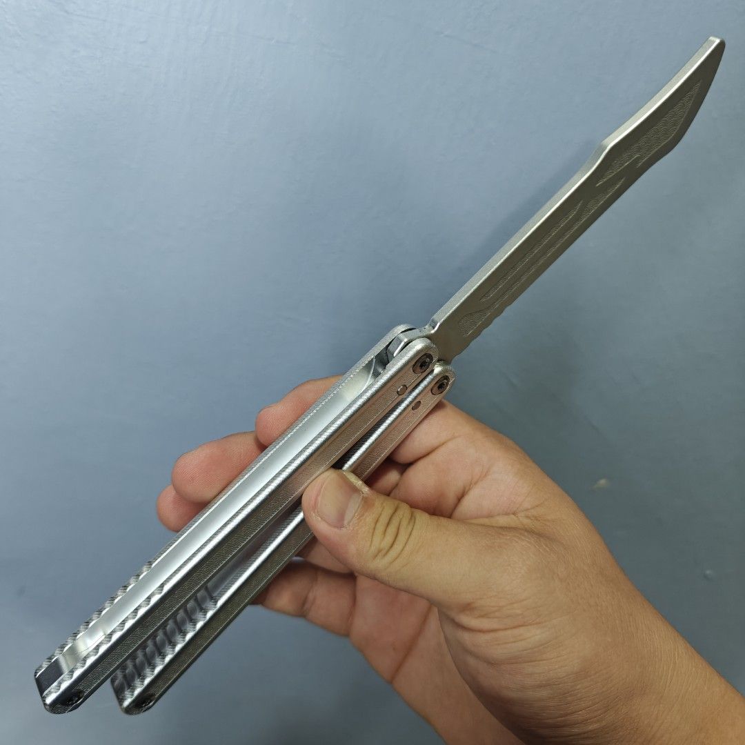 Nabalis Extrusion Balisong/Butterfly Knife, Hobbies & Toys, Toys ...
