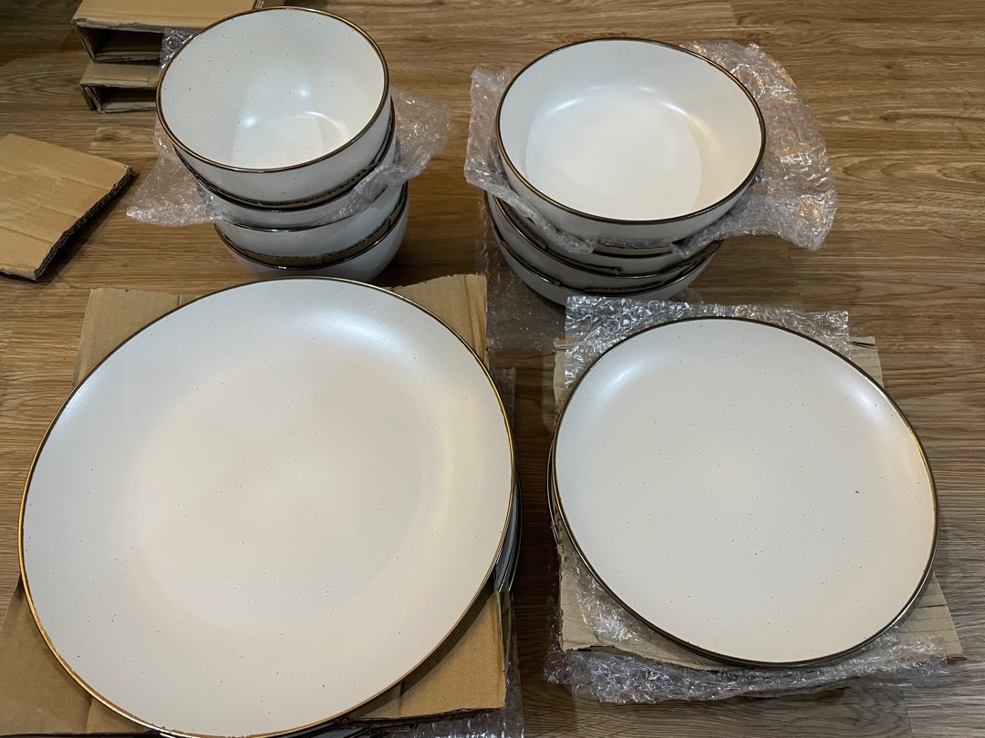 NEW UNUSED SET PINGGAN MANGKUK MIKASA JULIANNA warna CREAM 16 Pieces ...