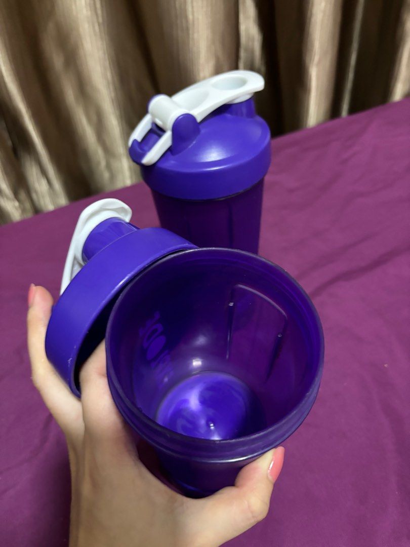 Shaker with separate container, Furniture & Home Living, Kitchenware ...