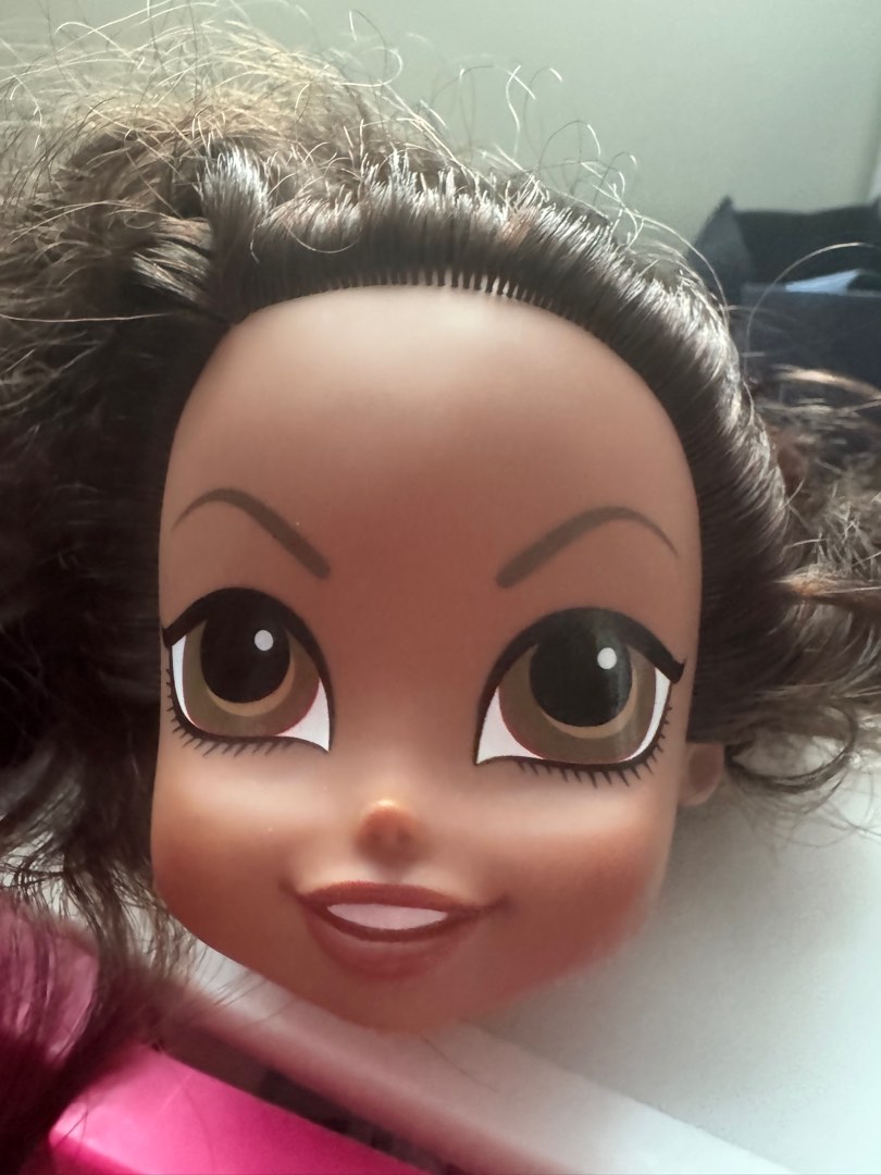 The Beatrix Girls Chantal Doll HEAD Brown Hair Green Eyes, Hobbies ...