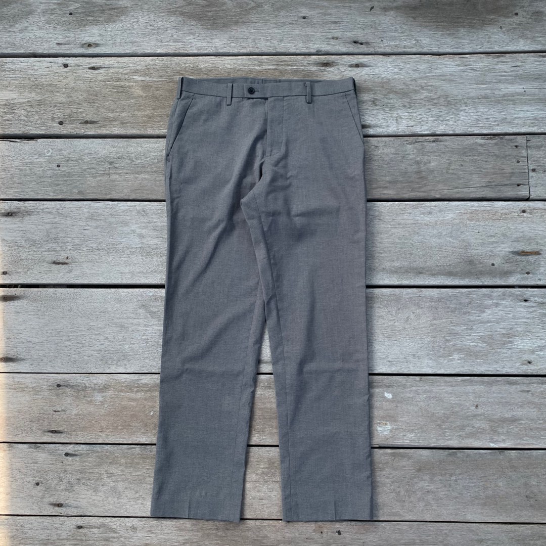 Uniqlo Ultralight Slack Pants (W31-32), Men's Fashion, Bottoms ...