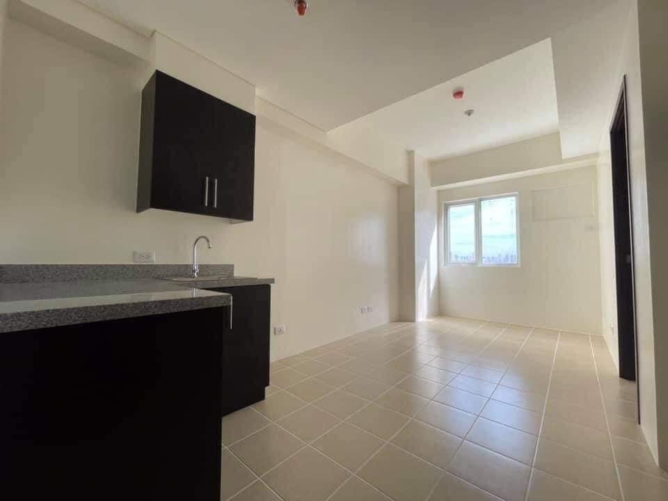 = 30sqm Studio unit for only 20k monthly RFO Rent to own lipat agad ...