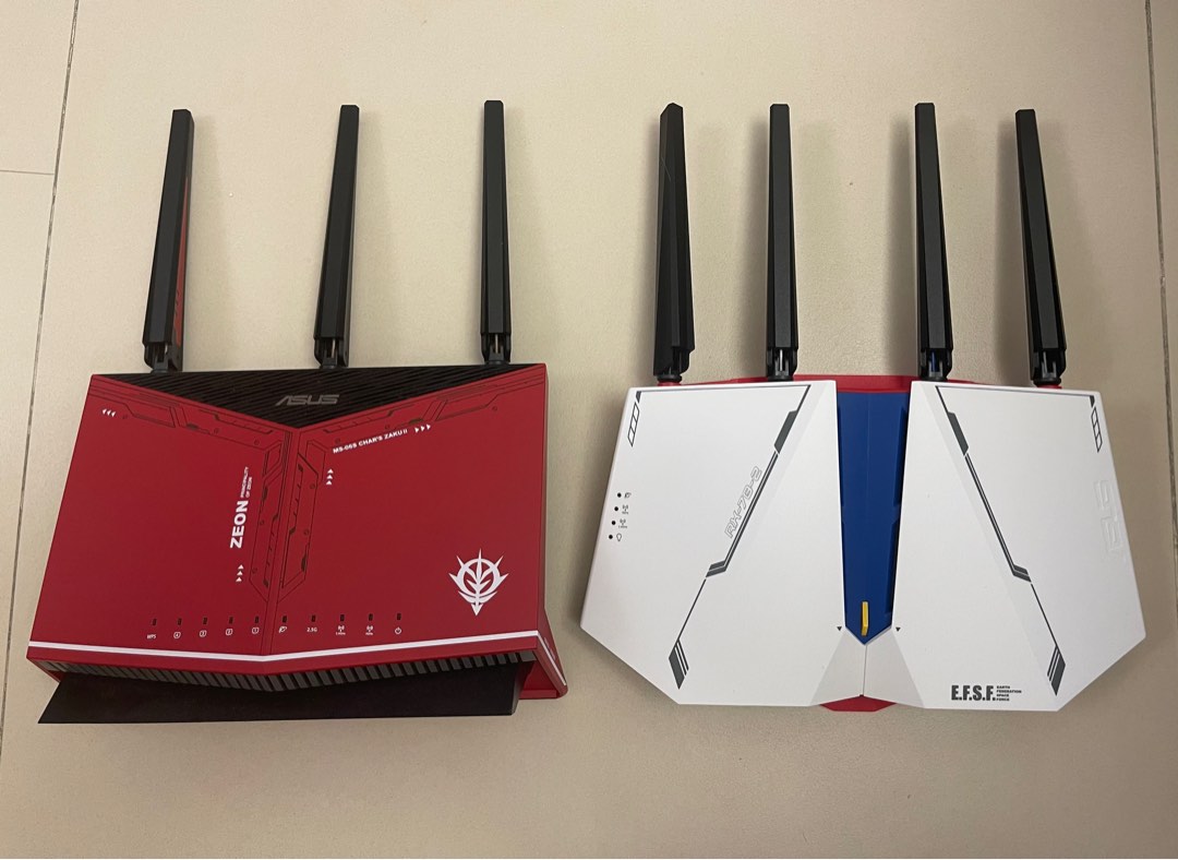 ASUS 雙頻Wifi6 電競無線路由器RT-AX86U ZAKU II Edition(紅色）/RT-AX82U GUNDAM ...