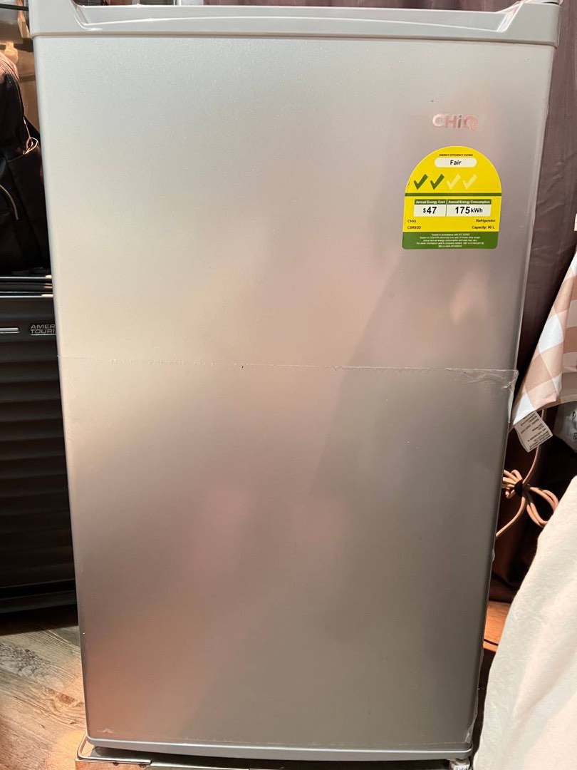 chiq mini fridge, TV & Home Appliances, Kitchen Appliances ...