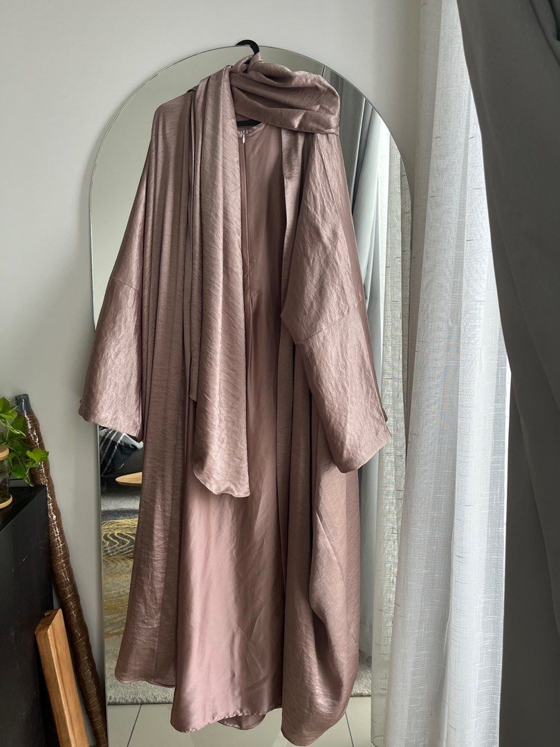 RAYA ELNARA ABAYA EXCLUSIVE in Bubblegum (Dusty pink), Women's Fashion ...
