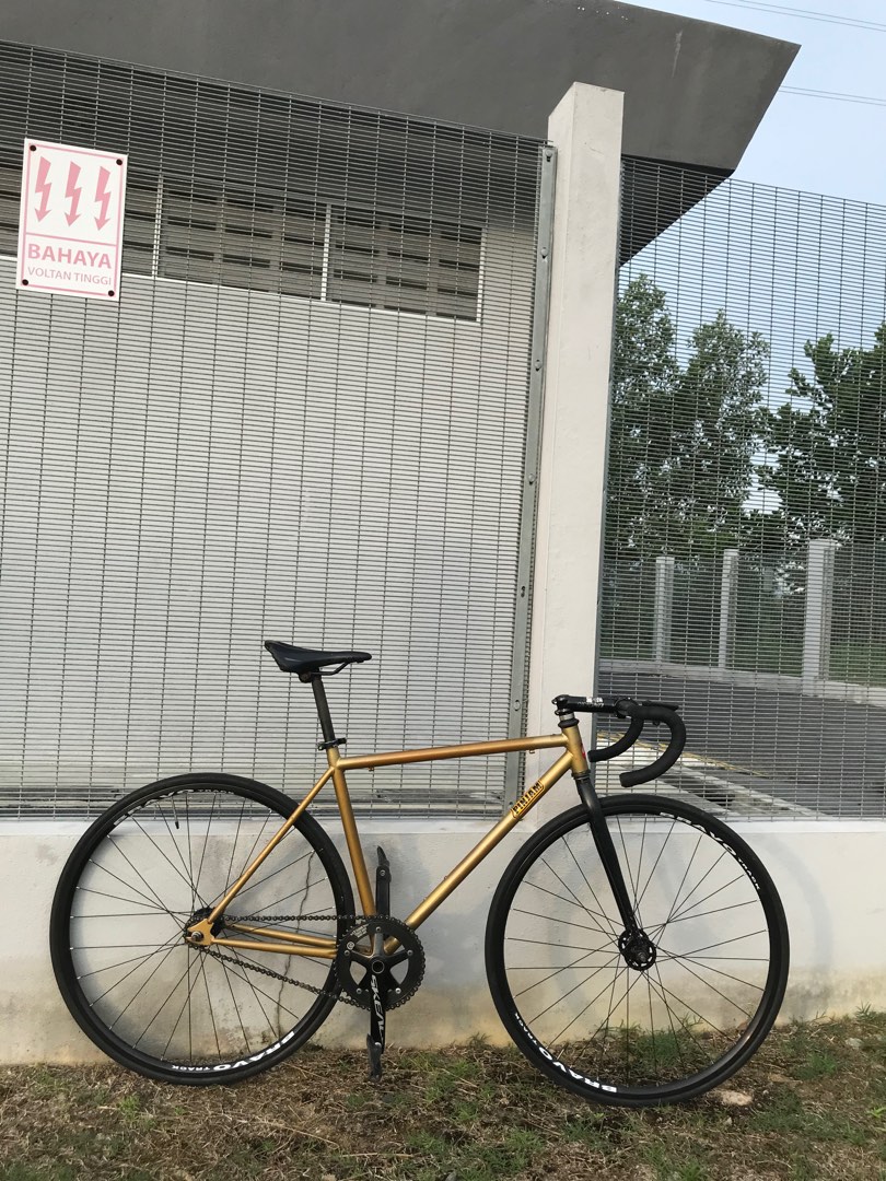 body fixie, Sports Equipment, Bicycles & Parts, Bicycles on Carousell