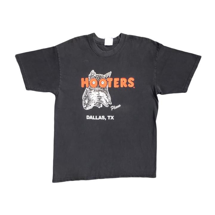 Hooters, Men's Fashion, Tops & Sets, Tshirts & Polo Shirts on Carousell
