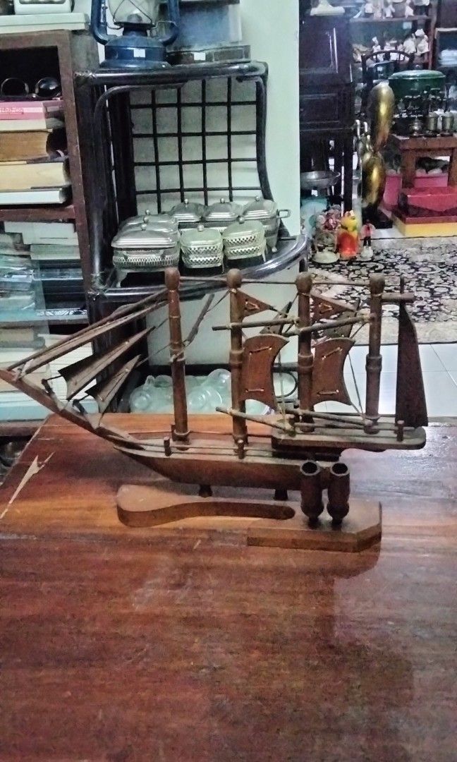 Kapal layar kayu Antique A1, Hobbies & Toys, Stationery & Craft ...