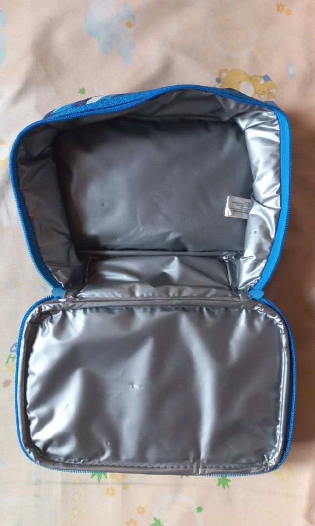 Lunch Bag Smiggle shark series Original, Bayi & Anak, Lainnya di Carousell