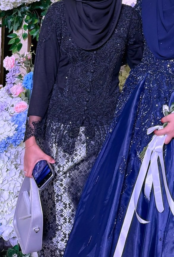 [RENT] Kebaya Manik Songket Indonesia in Black, Women's Fashion ...