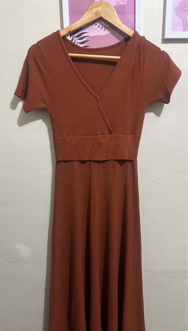 Rust Knit Maxi Dress, Women's Fashion, Dresses & Sets, Dresses on Carousell