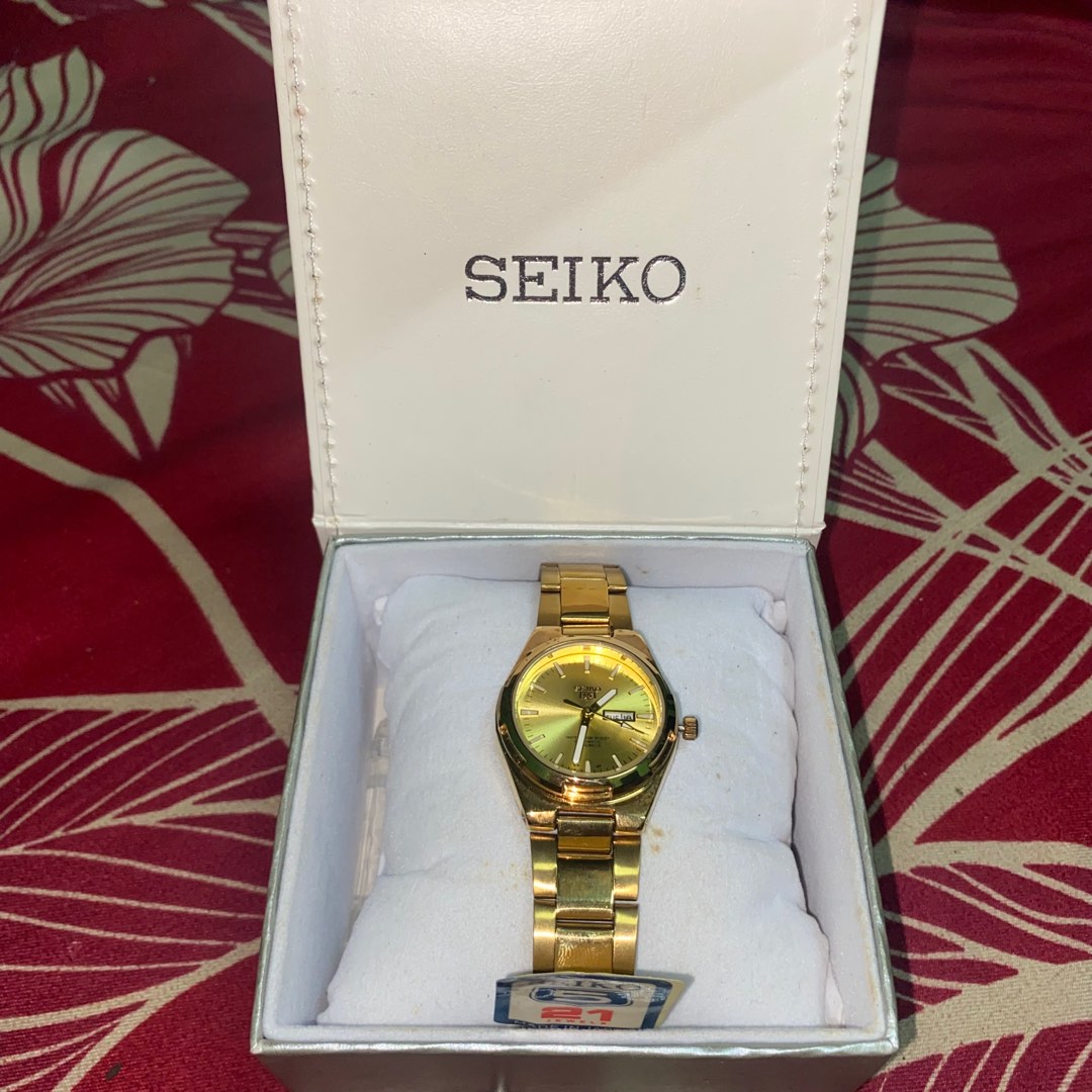 Seiko Watch, Women's Fashion, Watches & Accessories, Watches on Carousell