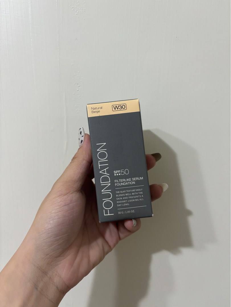 Solone 柔紗精粹粉底液W30, 香水、美妝、保養, 臉部彩妝、保養與清潔, 化妝品在旋轉拍賣