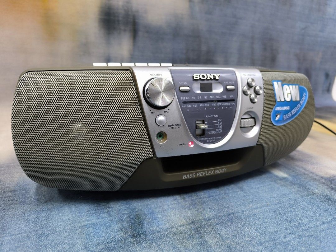 Sony Radio boombox hifi, Audio, Portable Music Players on Carousell