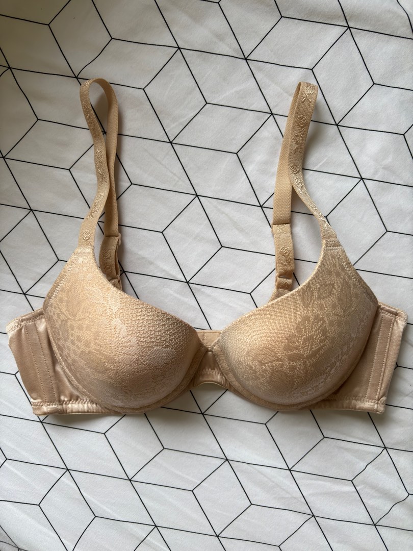 Triumph Maximizer Bra Nude, Women's Fashion, Undergarments & Loungewear ...