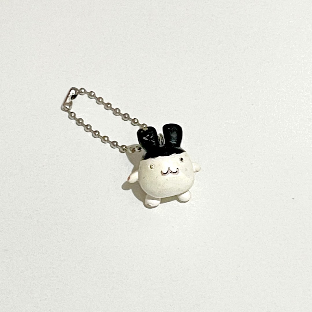 Vintage 1990s Kawaii Cute Tamagotchi Virtual Pet Mimitchi Gashapon ...