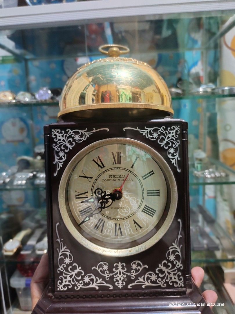 Vintage Seiko Table clock, Hobbies & Toys, Memorabilia & Collectibles ...