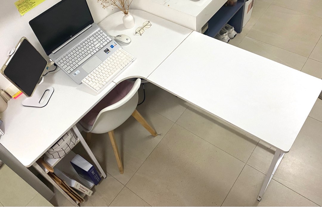 WHITE L SHAPED COMPUTER TABLE (MOVING OUT SALE!!), Furniture & Home ...