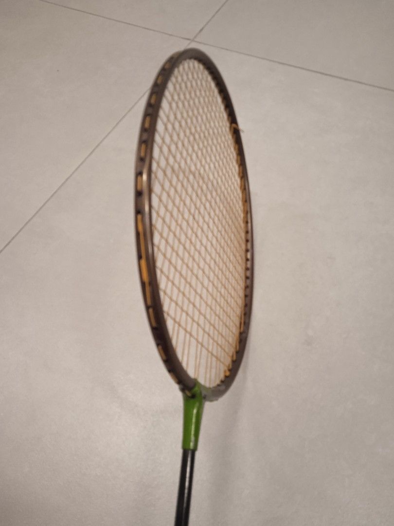 Yonex Badminton Racket B-8500, Sports Equipment, Sports & Games, Racket & Ball Sports on Carousell