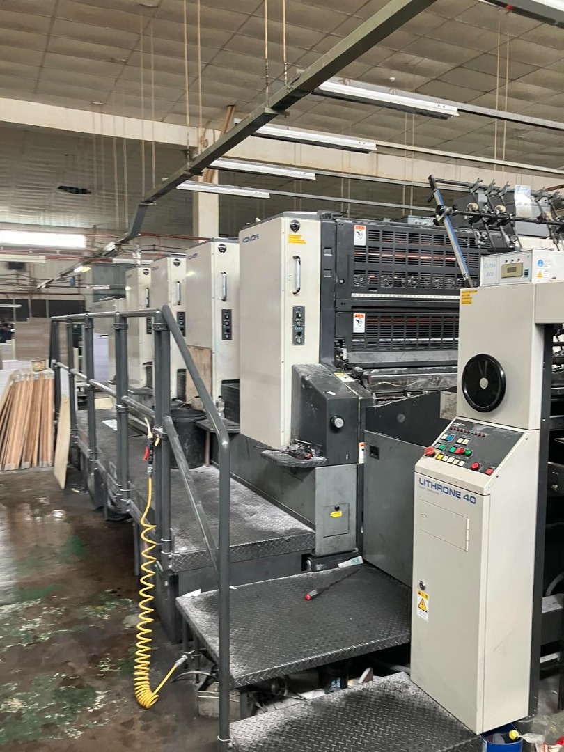 3 Phase AVR 60KVA 100KVA 250KVA 300KVA AVR 3 Phase Automatic Voltage ...